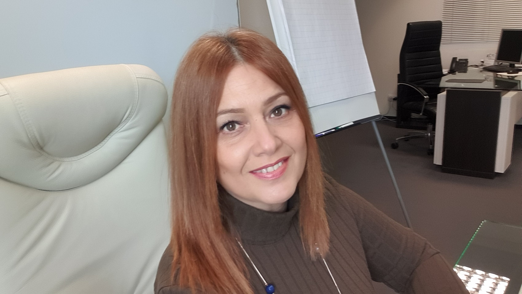 JOBS.BG - Първите дни в Еником М и Каре България