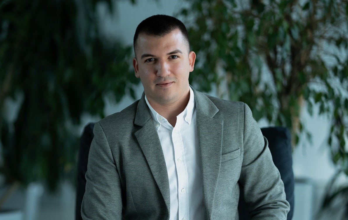 JOBS.BG - Стаж в Технополис и Практикер: Научете повече от Митко Димитров – Специалист „Човешки ...