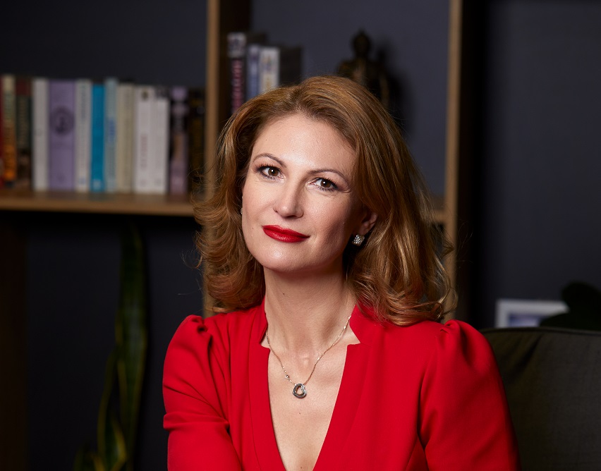 JOBS.BG - Какво четат PR лидерите: Диляна Дойчинова, Телелинк Инфра Сървисис