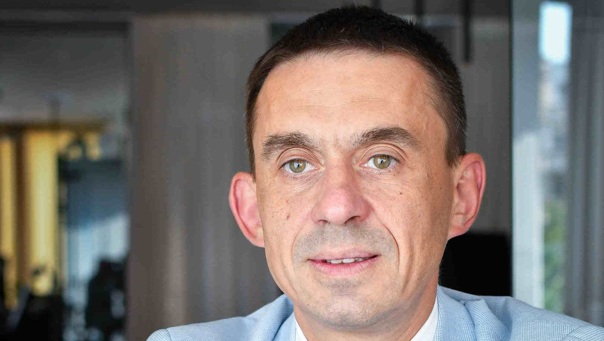 JOBS.BG - PR лидерите в България: Д-р Александър Христов, управляващ партньор на „Параграф 42“